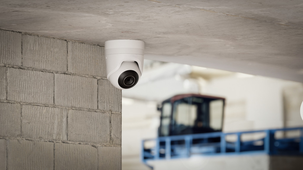 Installation d'une caméra de vidéosurveillance (Caméra Turret)